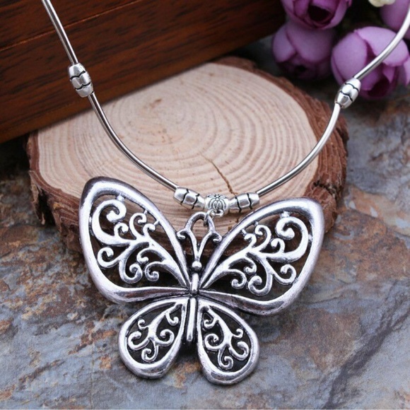 Jewelry | Butterfly Necklace | Poshmark